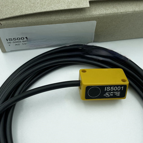 Proximity Switch IS5001 Three Wire PNP Normally Open Inductive Sensor