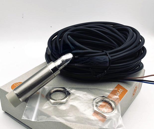 Proximity Switch IGT213 Inductive Sensor PNP Normally Open 10-30V DC Germany IFM