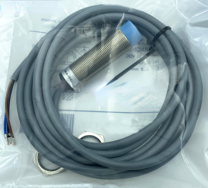 0-10V Analog Quantity Proximity Switch LR18XCF05LUM、LR18XCN08LUM-E2 Inductive Sensor