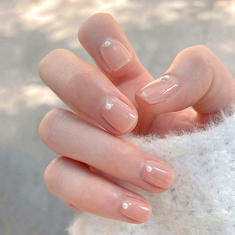 24pcs Glitter Fake Nails Short Skin Tone And Pearl Design Pree On Nail Tips Wear Nail Art
