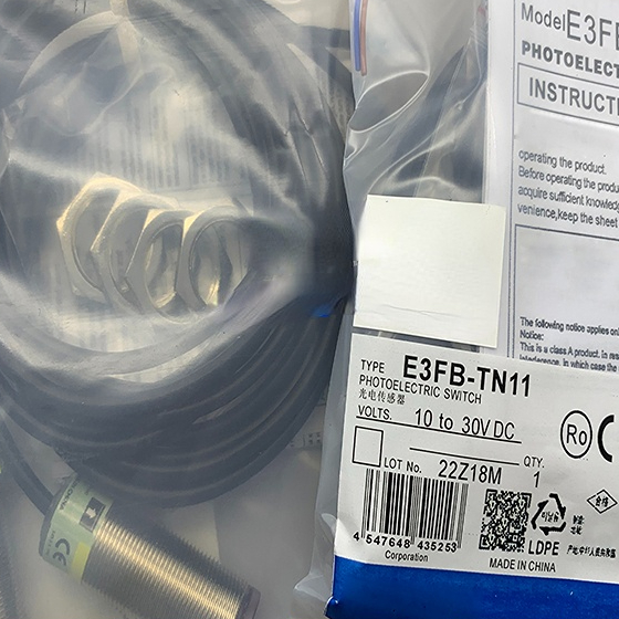 Photoelectric Switch E3FB-TN11 12 21