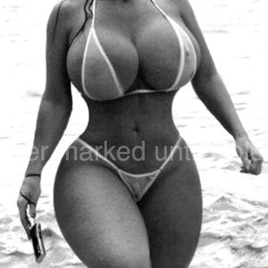 Super Curvy Bikini Classic 4174
