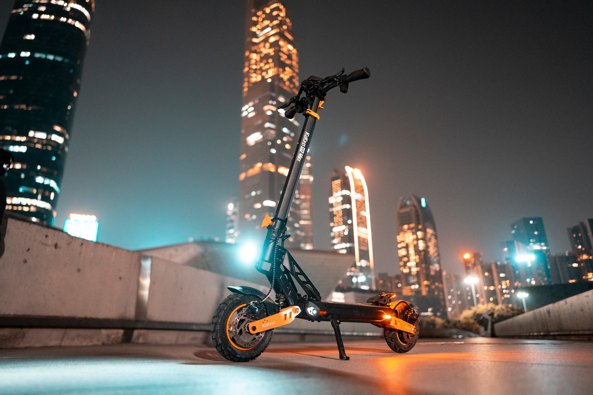 Should You Choose an Adult E Scooter with Seat? All things come from needs. When you are curious ...