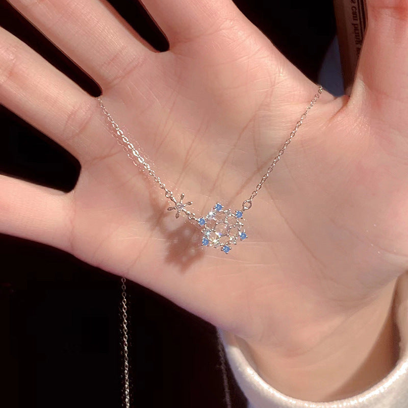 Korean Snowflake Pendant Necklaces