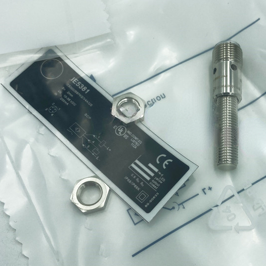 Plug in Proximity Switch IE5381 DC Three Wire PNP Normally Open Metal ...