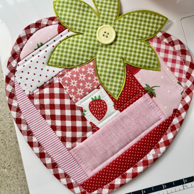 Scrappy Strawberry fabric sewing pattern -with instruction