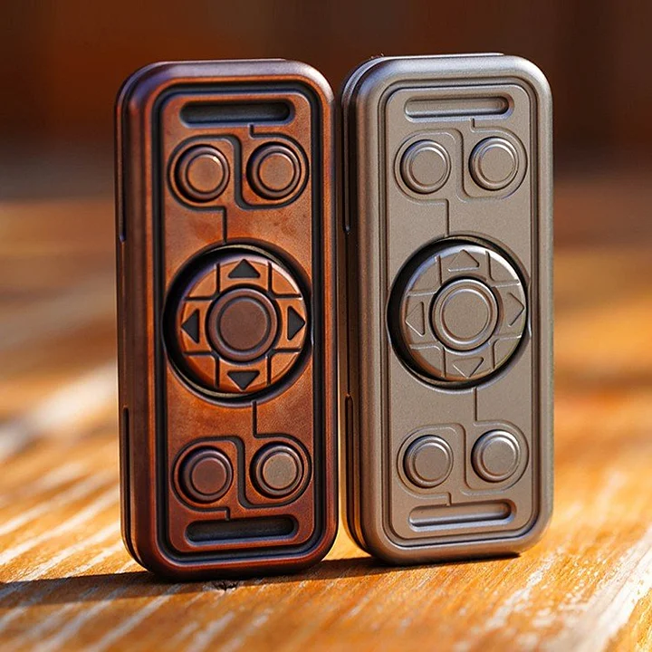 YOLO STUDIO Gamer Pro Fidget Spinner