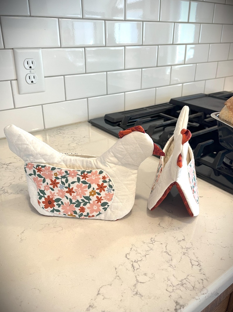 Whimsical Chicken Oven Mitt Sewing Template – With Instructions