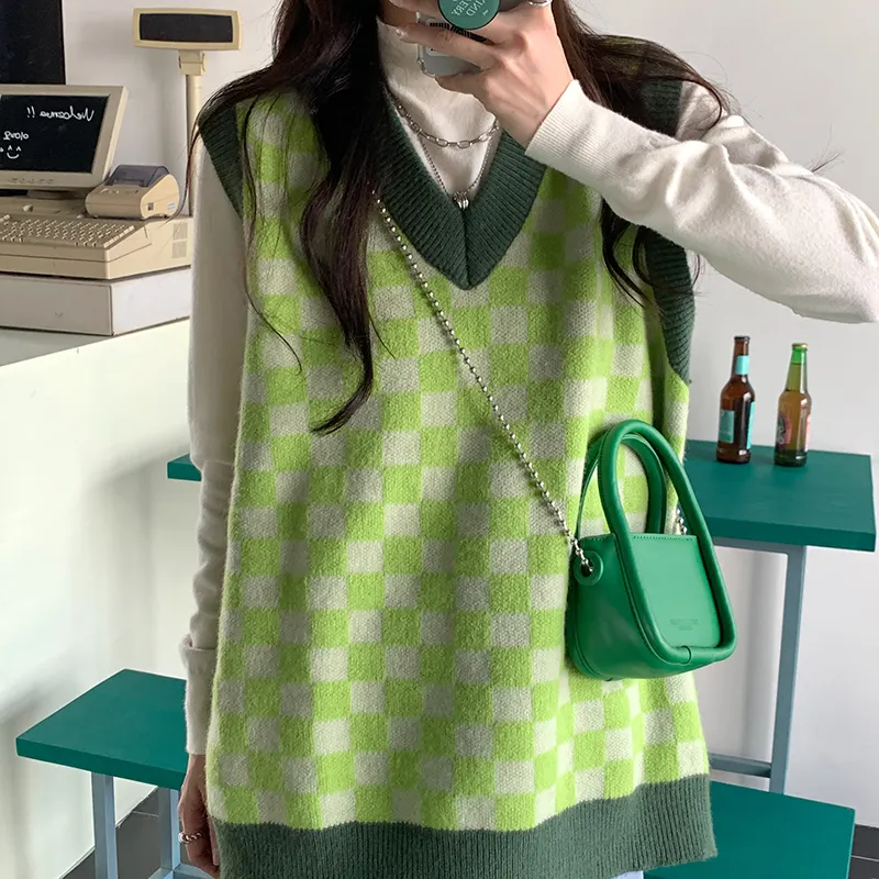 VINTAGE CHECKERBOARD SWEATER VEST