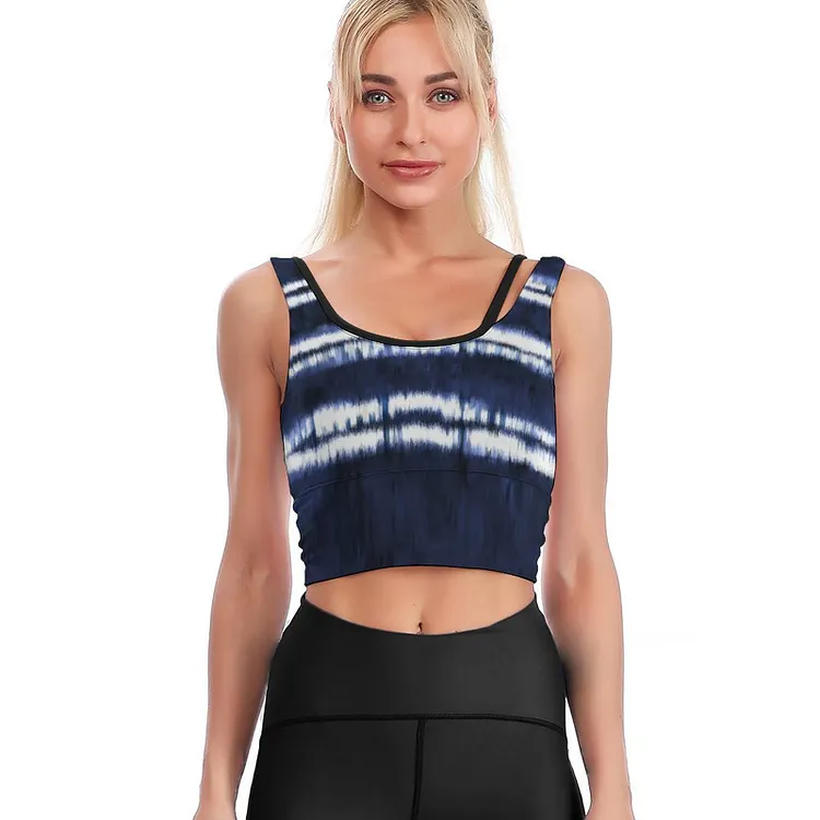 Trendy and Functional Crop Top for Fitness