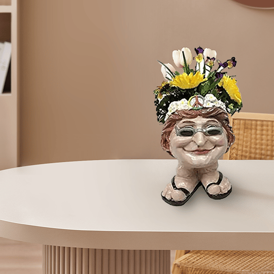 (Gardening Upgrades)MUGGLY'S THE FACE STATUE PLANTER