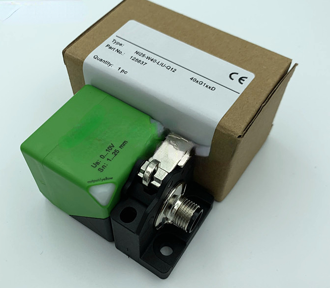 Square Plug-in Proximity Switch NI25-W40-LIU-Q12 Voltage and Current ...
