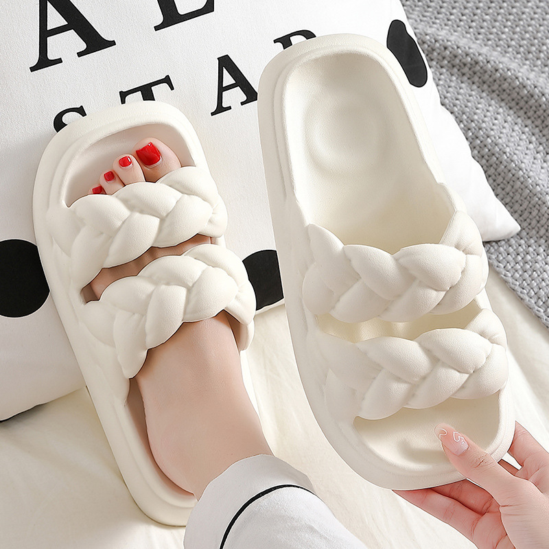 INDOOR OUTDOOR THICK SOLE SLIPPERS (5.5-9.5)
