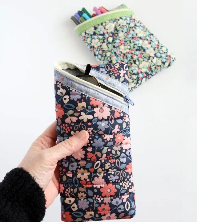 Unique Diagonal Zipper Pouch Pattern PDF
