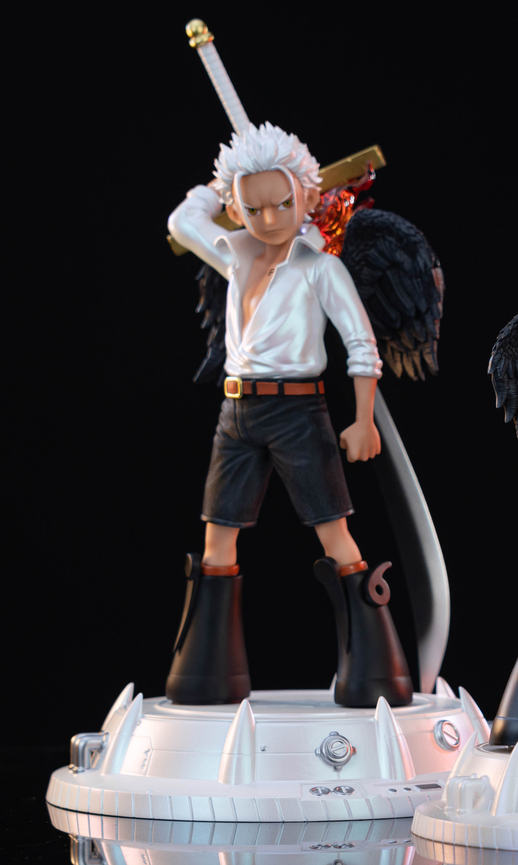 Seraphim Dracule Mihawk - ONE PIECE Statue - ChaoJiGuai Studio [In Stock]