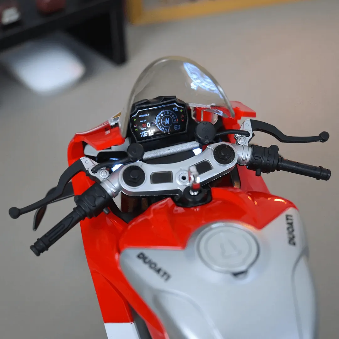 1:6 Scale Premium Sport Motorcycle Model