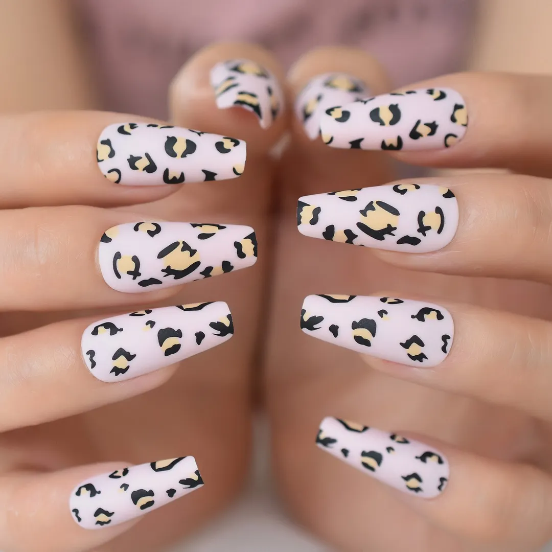 Churchf Mix Line With Design Coffin Medium Size Fake Nails Press On ...