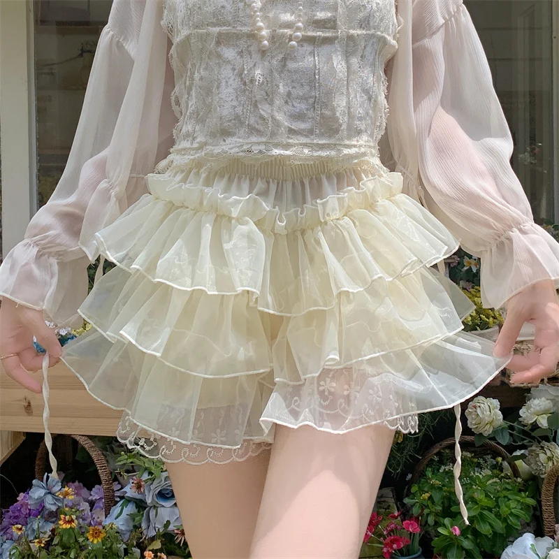 LOLITA JK TUTU CAKE SHORTS
