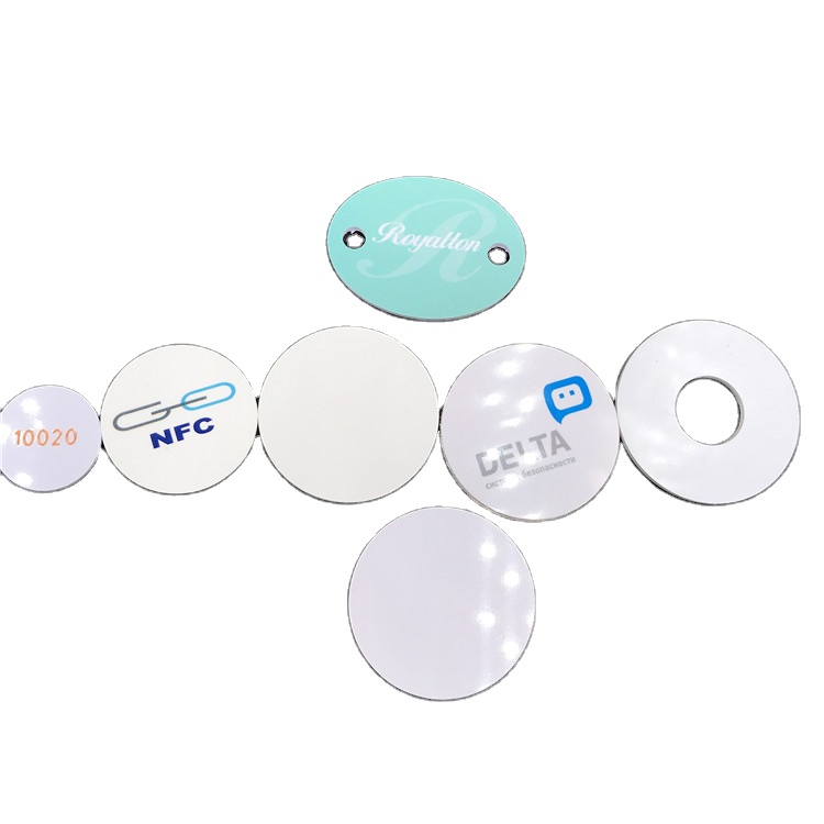 ip68 waterproof programmable rfid coin tag antimetal nfc pvc tag