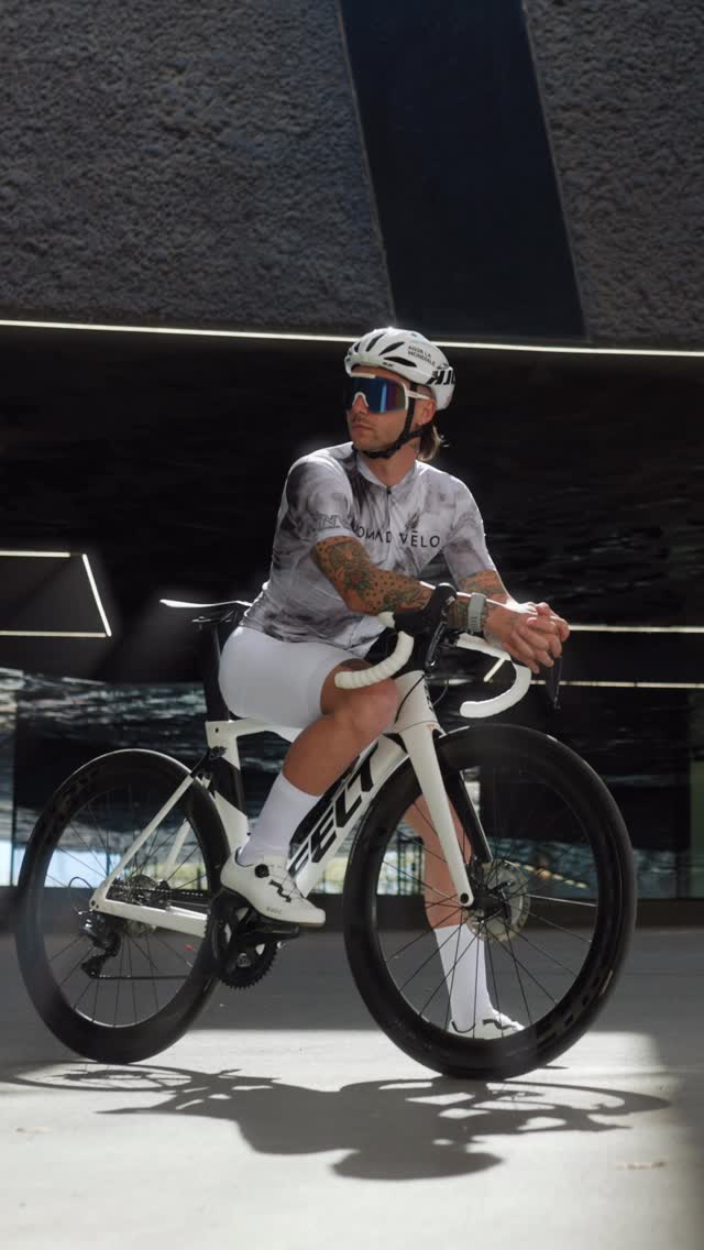 Nomad Velo