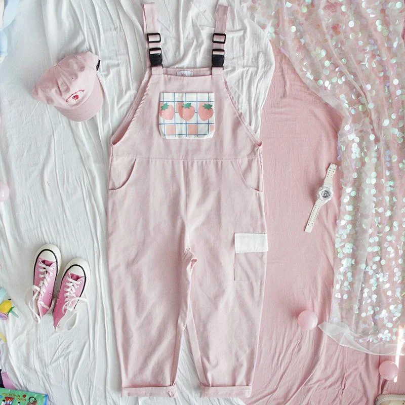 CREAM STRAWBERRY PRINT OVERALLS