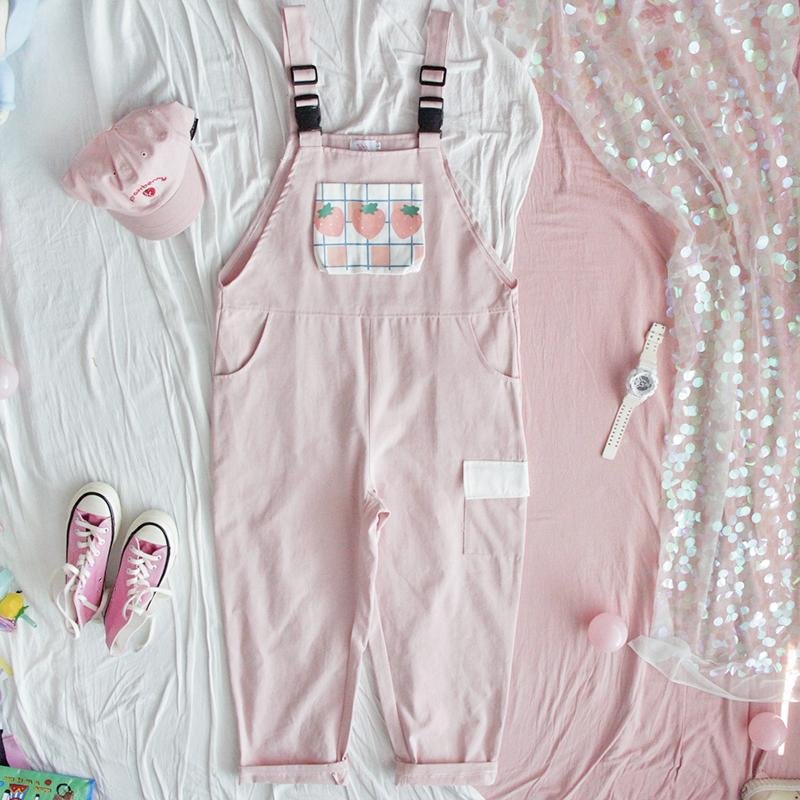 CREAM STRAWBERRY PRINT OVERALLS