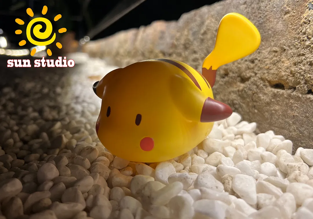 Big & Small Scale Pikachu - Pokemon Resin Statue - sun Studio