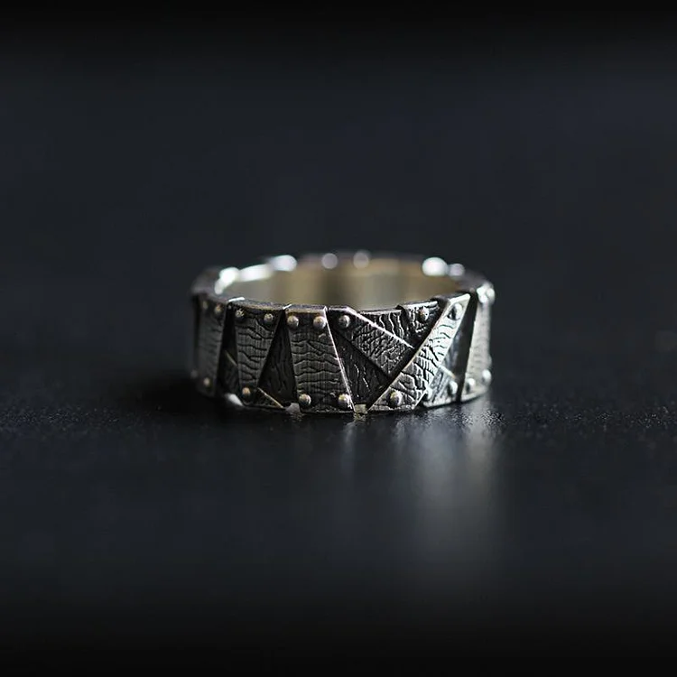 Coutureaura Scar Shape Texture Ring