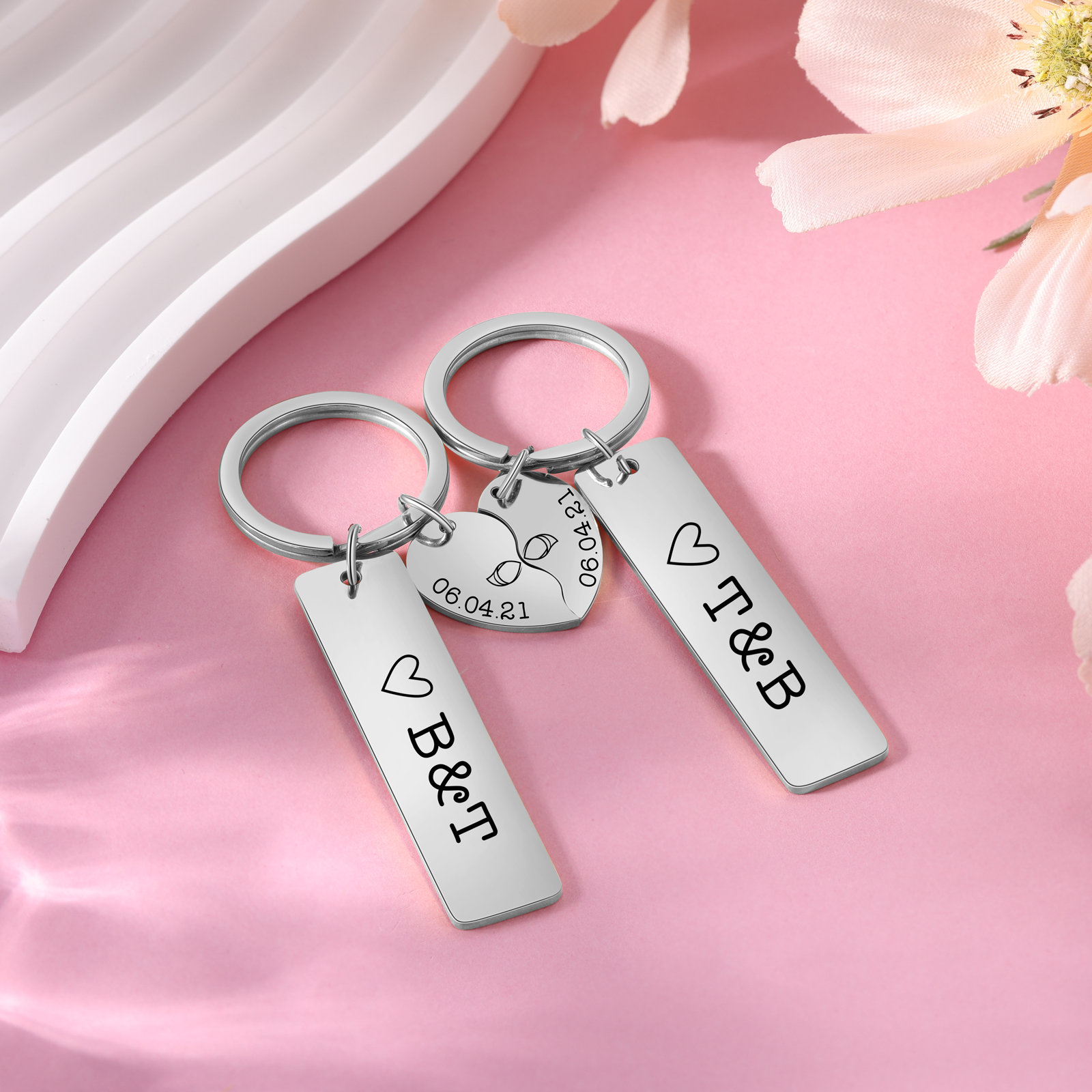 Personalized Love Couple Keychain Set Engrave Name Matching Couple Gifts