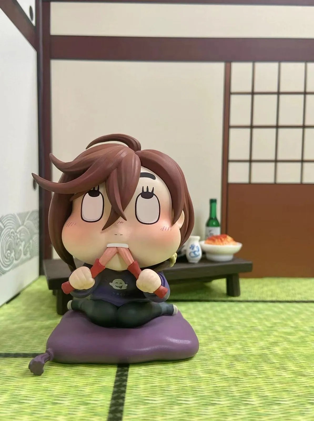 Eating Crab Momo Ayase - Dandadan Resin Statue - LuoTuoXiangZi Studio