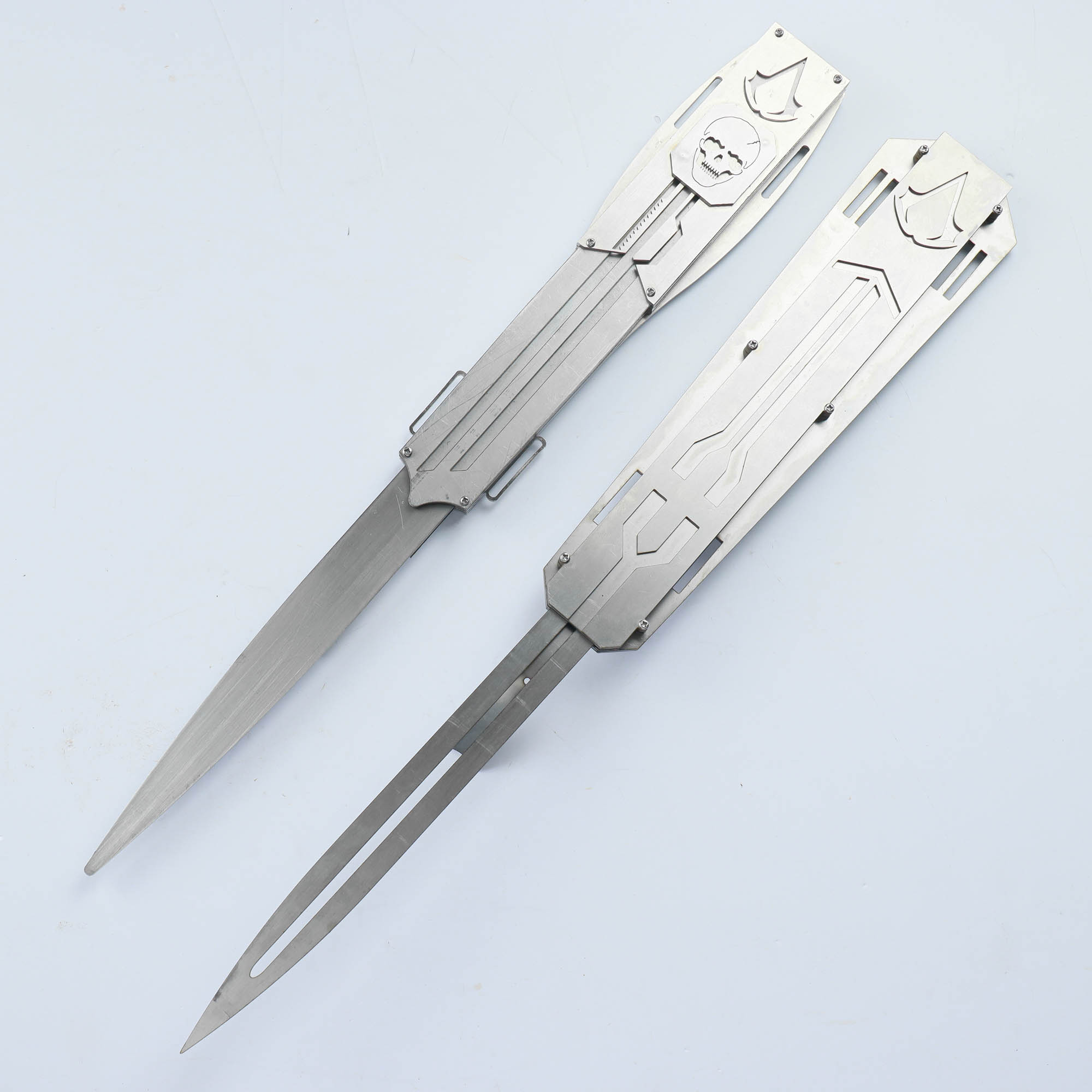 Buy Hidden Blade Weapon Replicas, Props, Collectibles - MyHiddenBlade ...