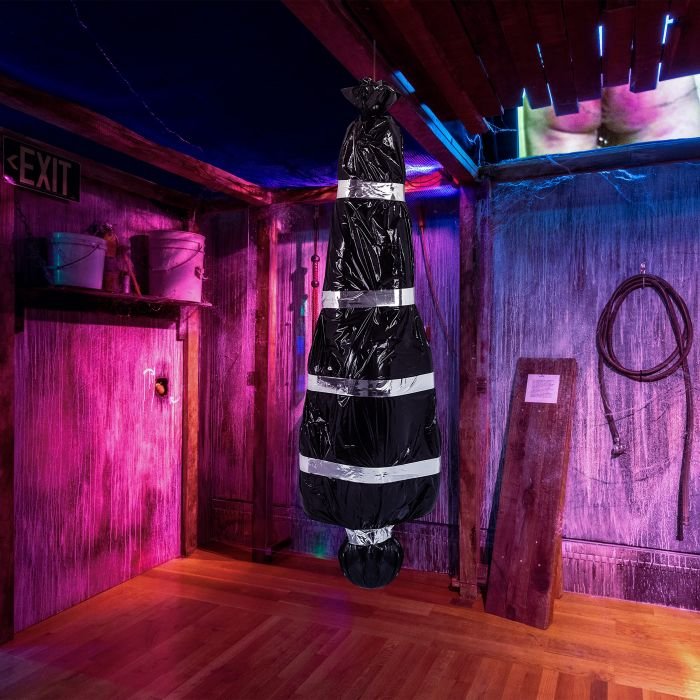 💀💀Dead body props, Halloween decorations outdoor inflatable scare fake ...