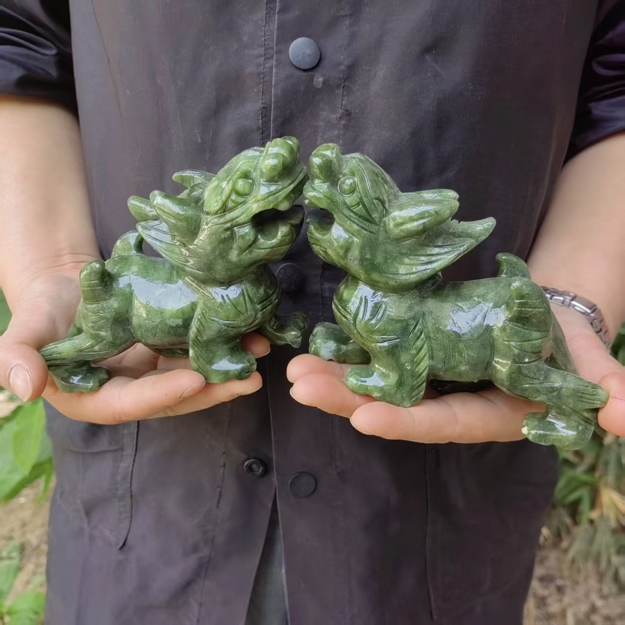 Jade pixiu Natural Green Jade foo dog Crystal Healing Gem, Stone Wand ...