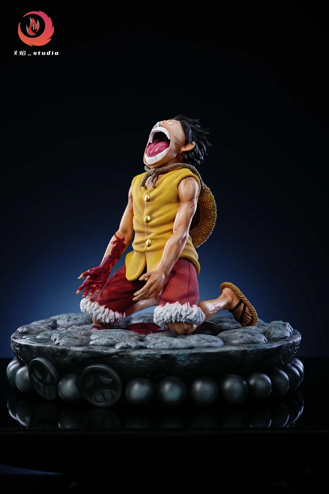 POP & 1/4 Scale Collapse Monkey D. Luffy - ONE PIECE Resin Statue ...