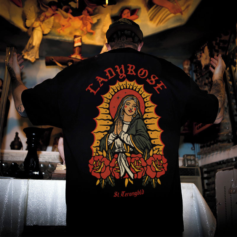 LADY ROSE Gothic Nun Praying Black Print T-shirt