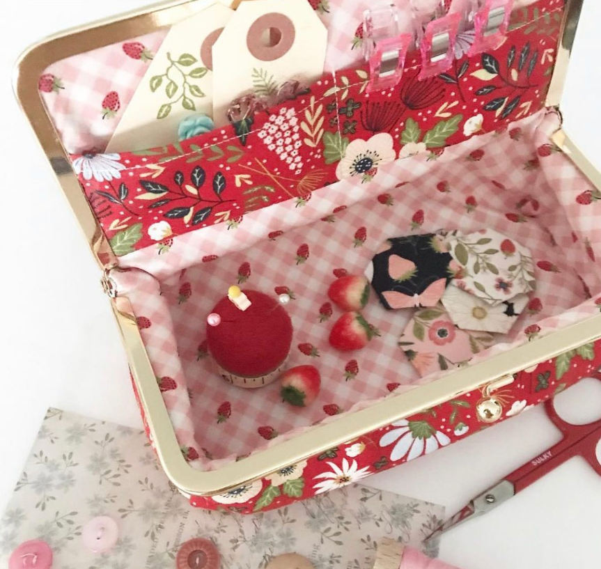 Kiss Clasp Sewing Box Template Kit - With Instructions