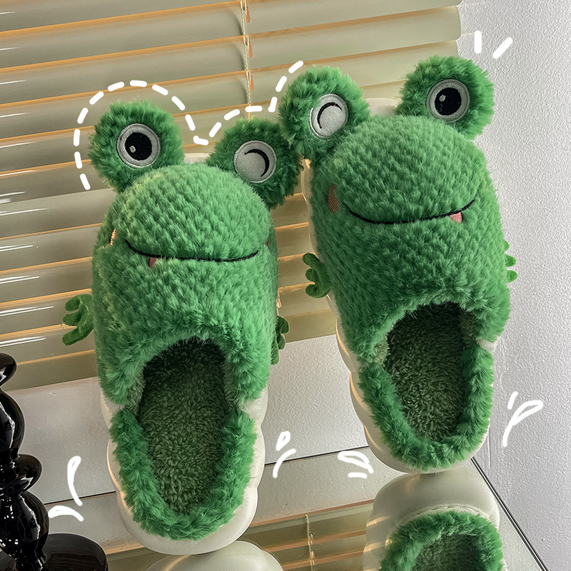 FROG PLUSH SLIPPERS (5.5-11)