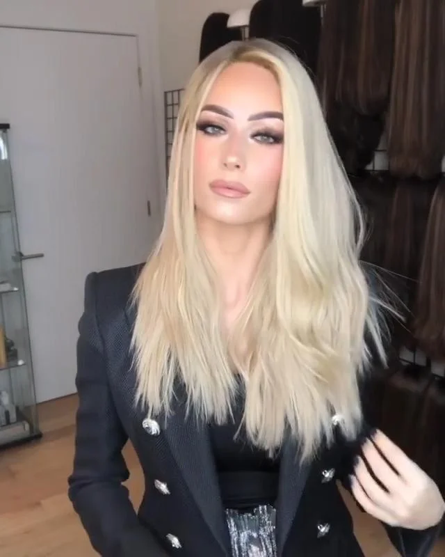 Beauty Natural Long Wavy Womens Wig