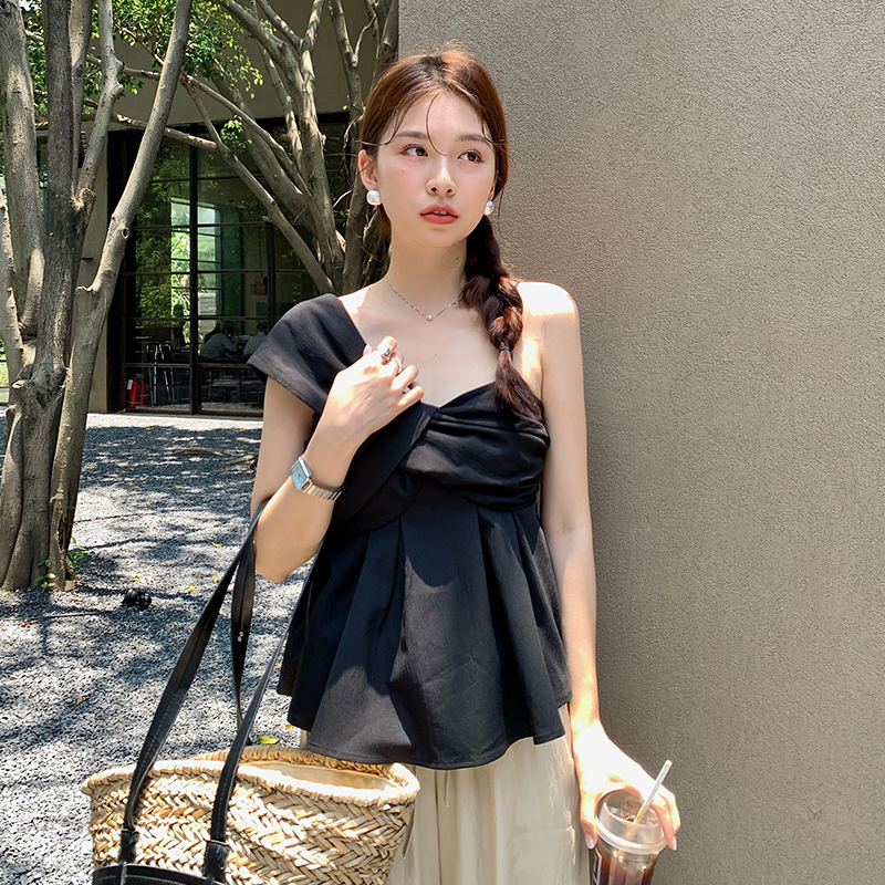 FRENCH GORGEOUS IRREGULAR TOP