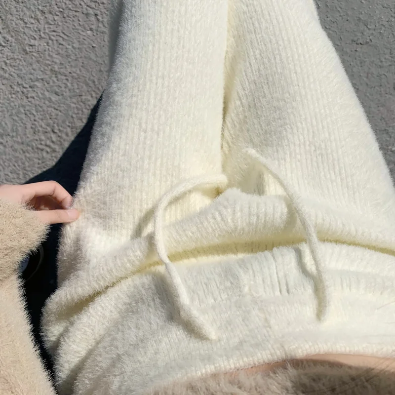 MINK FLEECE HIGH WAIST KNIT PANTS