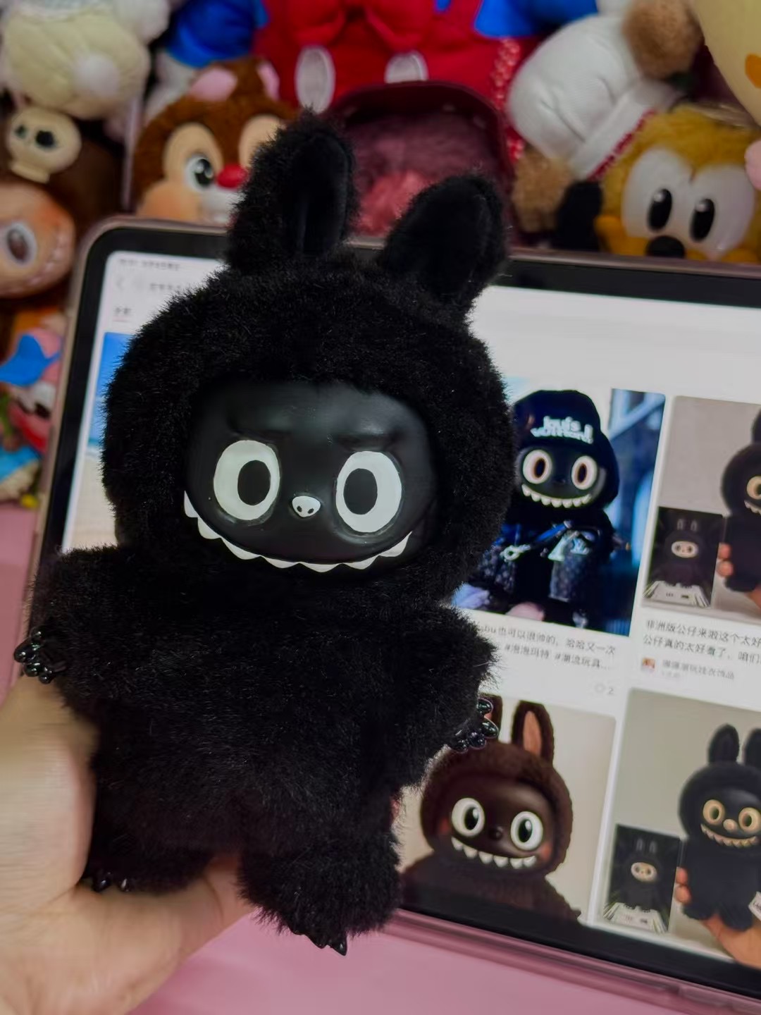 "AFROBOO" – Custom LABUBU in Tribal Noir Edition