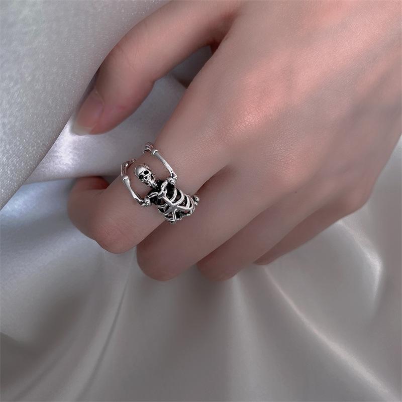 PUNK SKULL OPEN RINGS