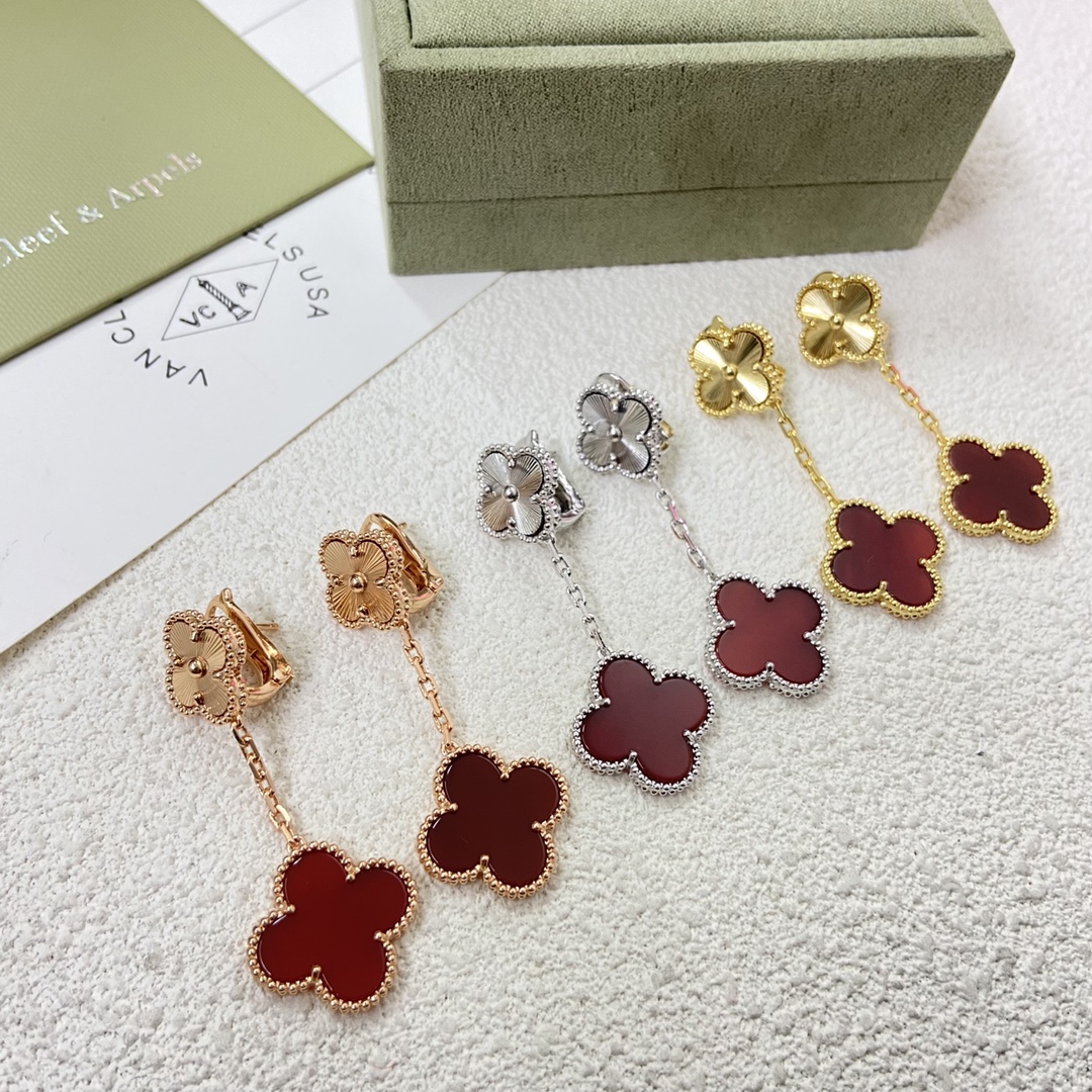 Van Cleef&Arpels Laser Room Ruby Two Flower Earrings