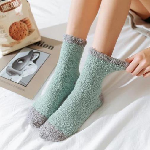 Color Matching Floor Socks