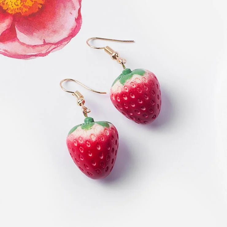 SUMMER CUTE STRAWBERRY EARRINGS