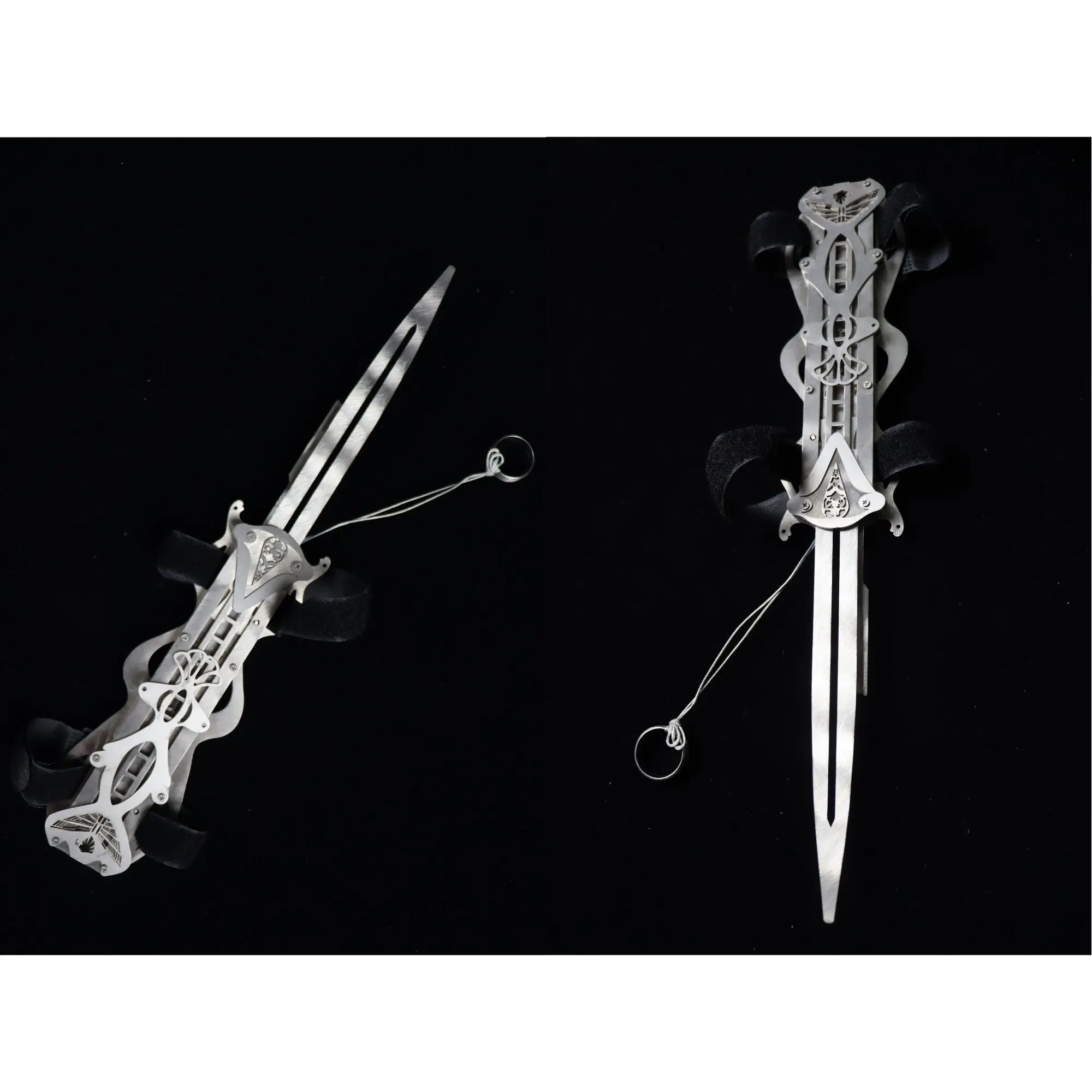 Assassin's Creed replica Hidden blade shop