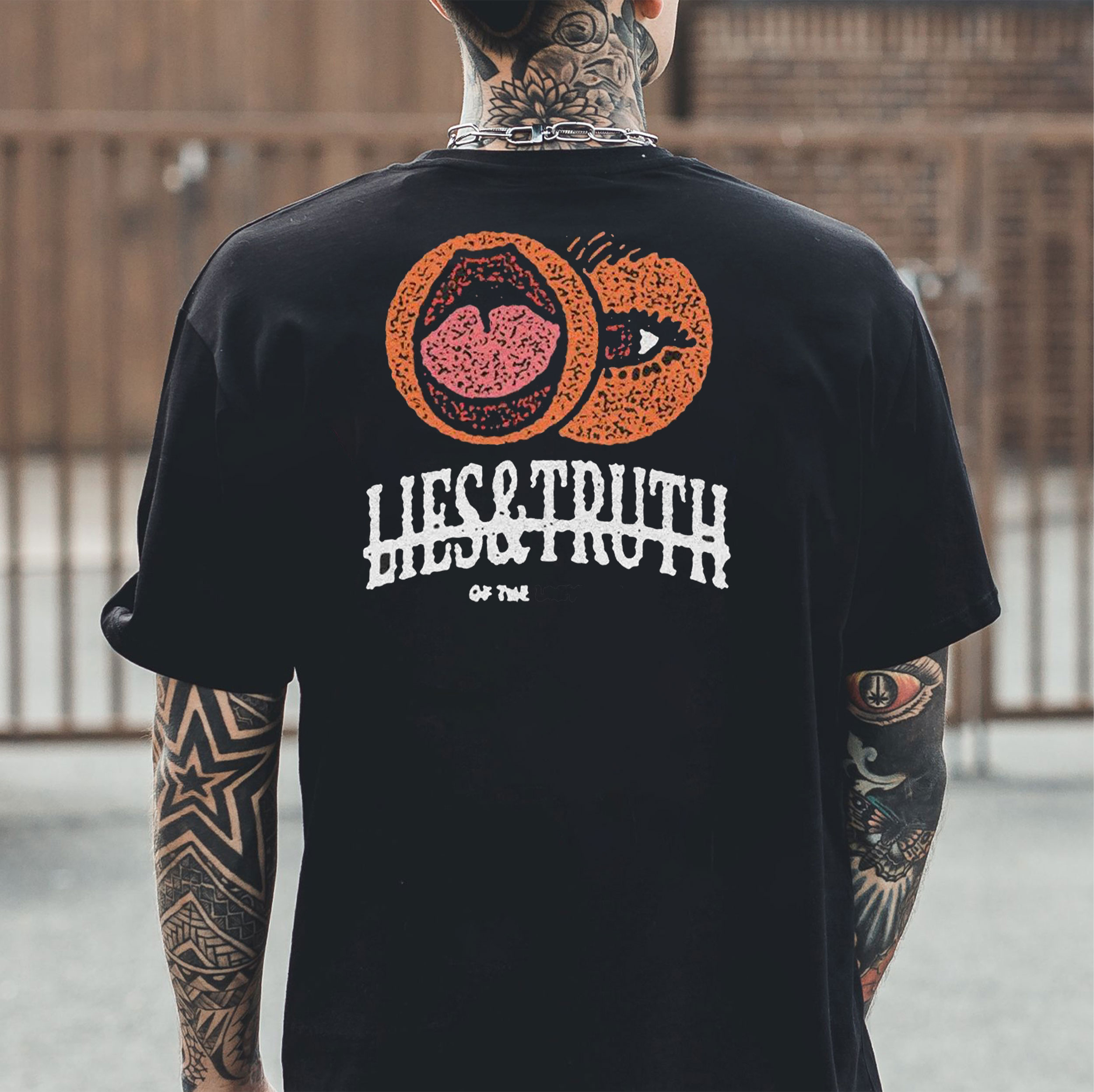 LIES & TRUTH Eye with Lips Graphic Black Print T-Shirt