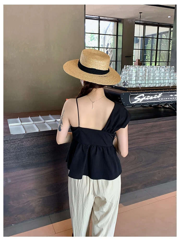 FRENCH GORGEOUS IRREGULAR TOP