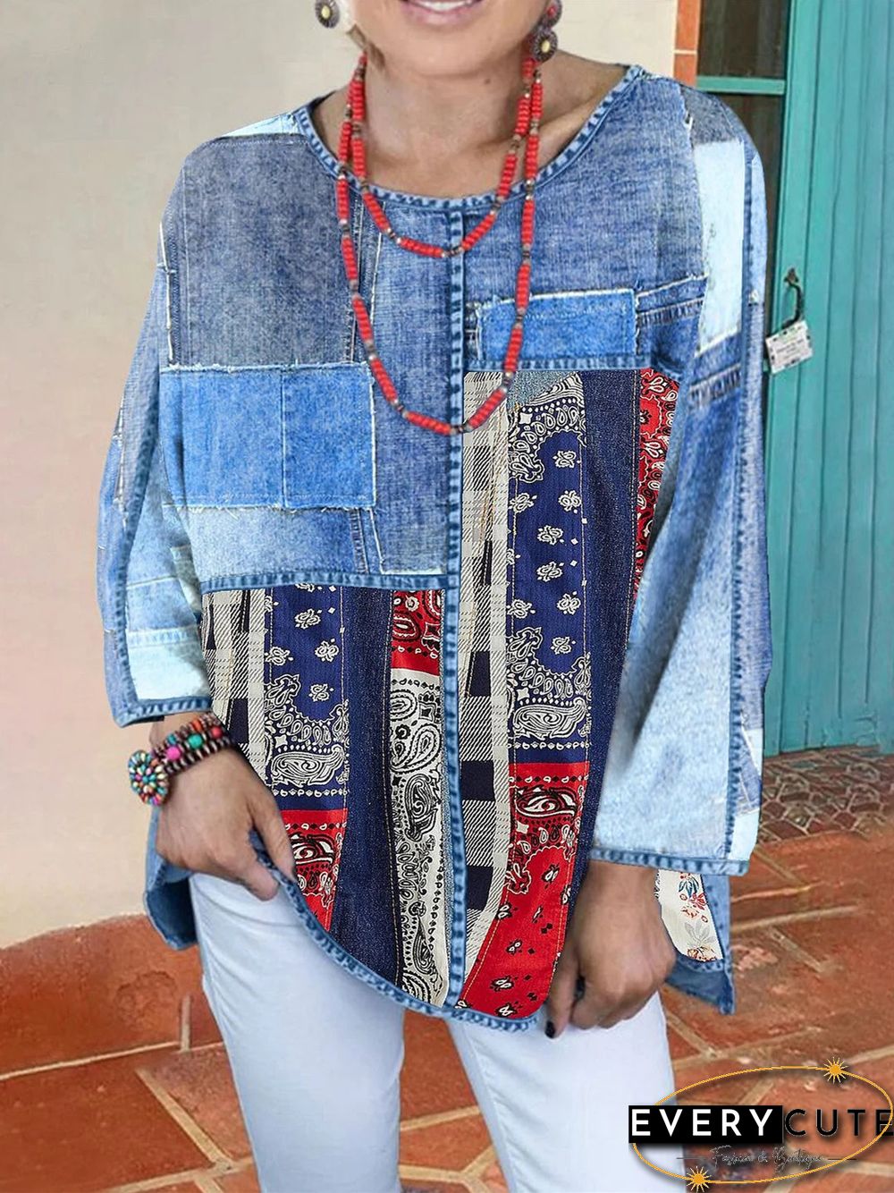 Women Long Sleeve Scoop Neck Printed Graphic Tops