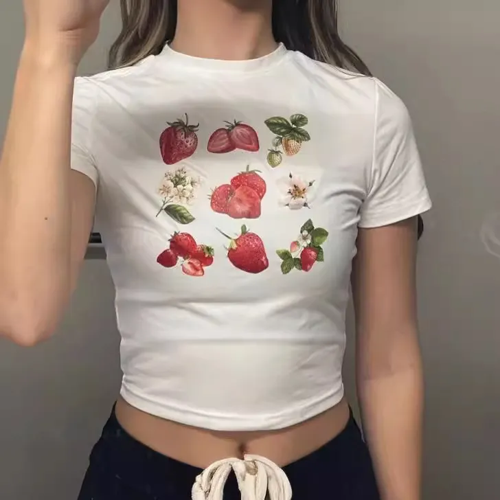 SWEET STRAWBERRY PRINT CROP TOP